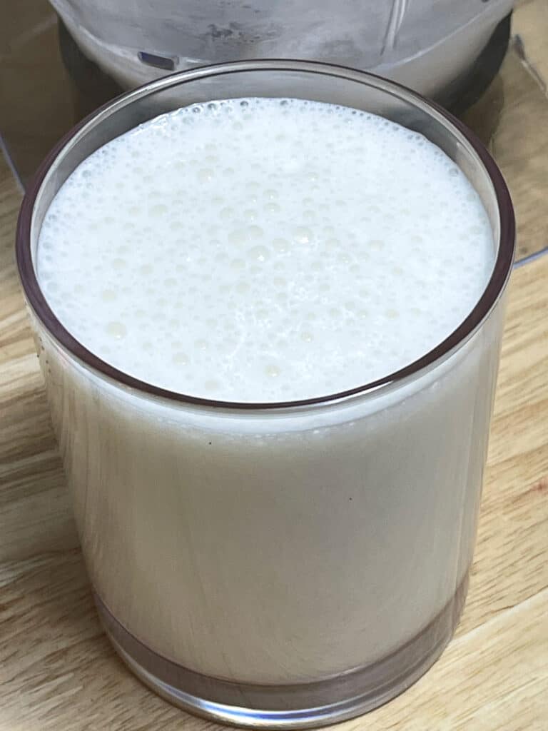Maple Yogurt Smoothie - Creamy Yogurt Drink