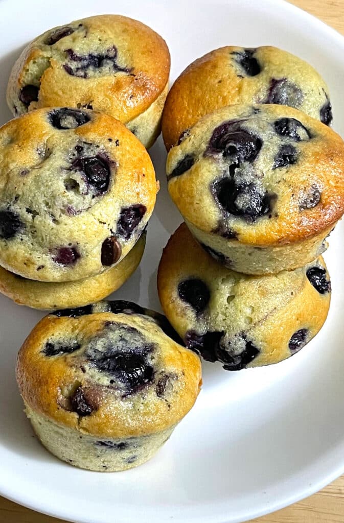 Easy Blueberry Chocolate Chip Muffins With Frozen Blueberries