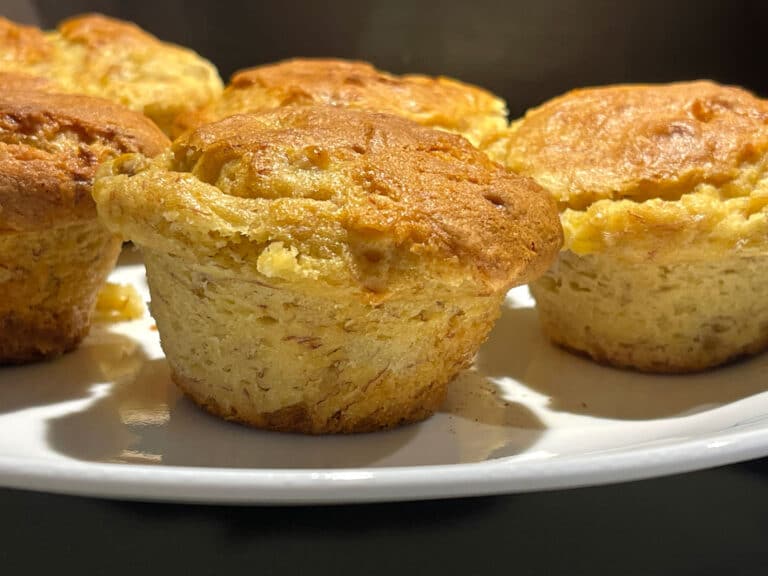 Cake Mix Banana Muffins - 3 Ingredient Yellow Cake Mix Muffins