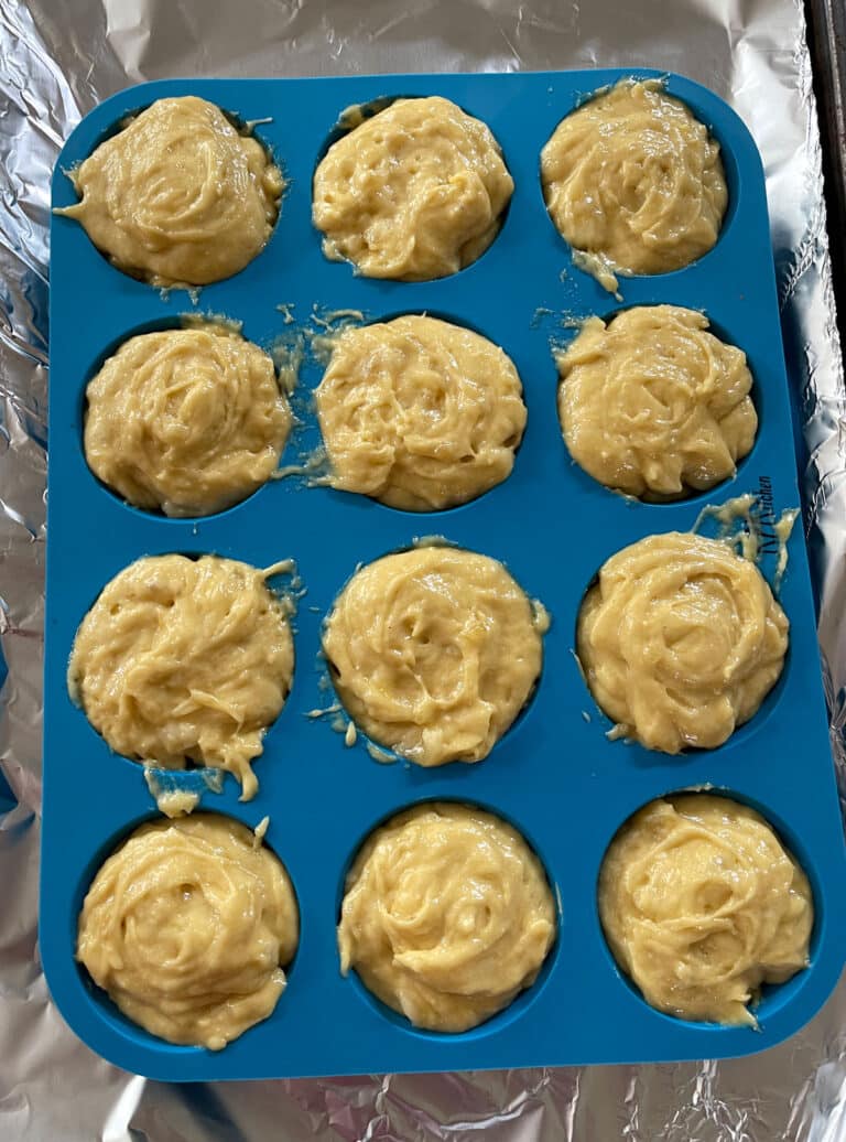 Cake Mix Banana Muffins - 3 Ingredient Yellow Cake Mix Muffins